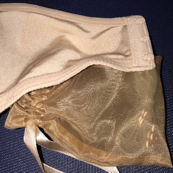 Wacoal | Intimates & Sleepwear | Nwt Wacoal Naturally Strapless ...